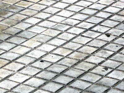 How to Remove Mold from Popcorn Ceilings