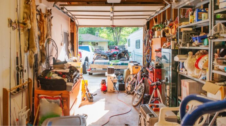 The Different Types of Hoarding Disorders - Hoarder Help