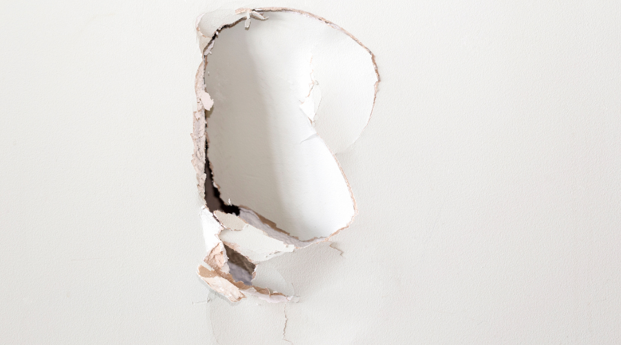 How to Repair Drywall Cracks | Restoration Master Finder